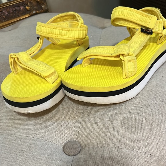 Teva | Shoes | Teva Flatform Universal Mesh Sandal Yellow Size 8 | Poshmark